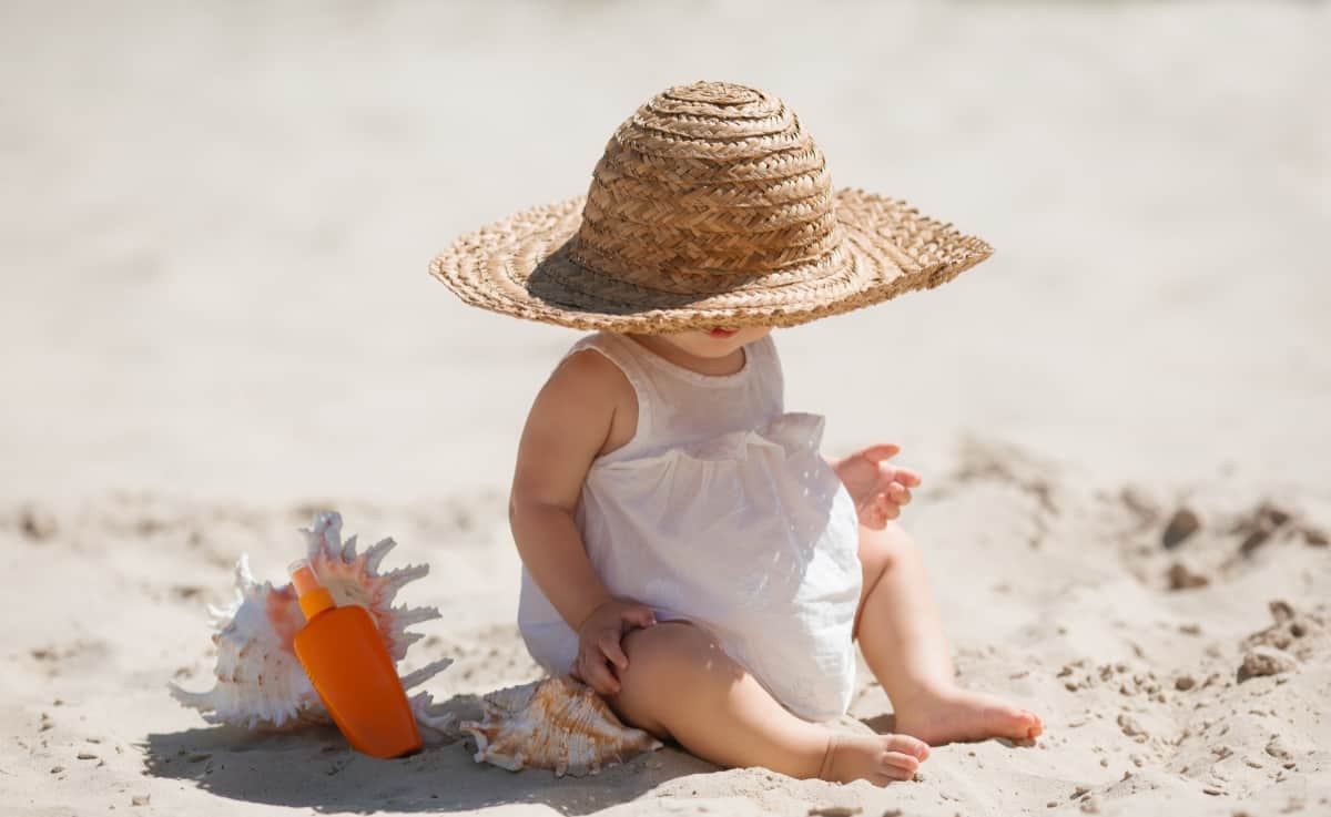 Sun Smart with Baby - Aromababy Natural Skincare